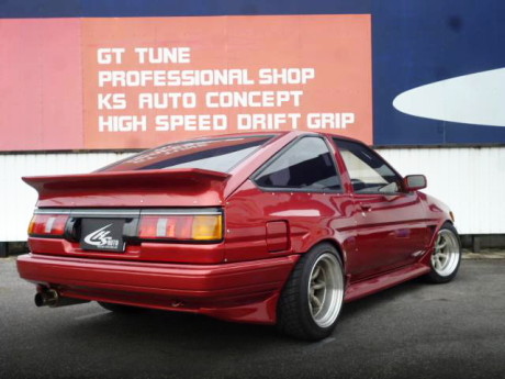 AE111用4AGエンジン搭載4スロ仕様!AE86型ワイドボディレビン＆当時1985年E80型5代目カローラのCM動画