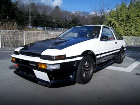 レストア済み!4AG改ターボ仕様Vプロ制御!AE86トレノGTV＆3S-GEエンジン換装101系カローラの動画