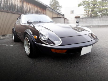 RB30DE改6連スロットル3000ccエンジン搭載!5速MT!純正Gノーズ!S30日産フェアレディZの国内中古車を掲載