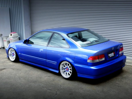 USDM後期EM1シビッククーペSi仕上げ!B16A型VTEC＆5速MT公認!前期EJ7シビッククーペの国内中古車を掲載