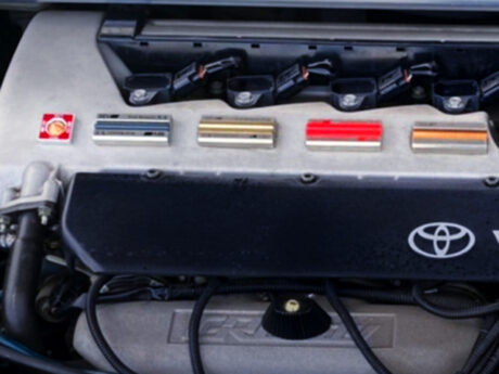 2ZZ改GREDDYスーチャー＆SEVチューン!6-POTキャリパー!快速AT!ZZT231型セリカSS-IIの国内中古車を掲載