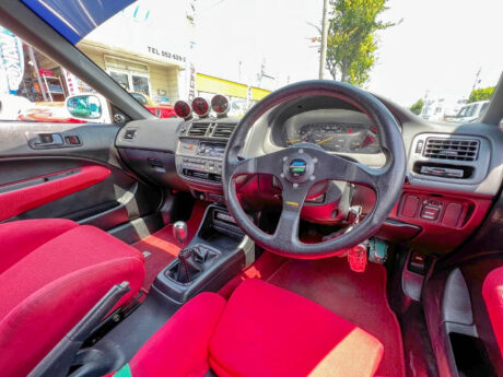 192PS以上!B16B改1.8L VTEC搭載!パワーFC制御!ZEROFIGHTERエキマニ＆SPOONマフラー!EK9型シビックタイプRの国内中古車を掲載