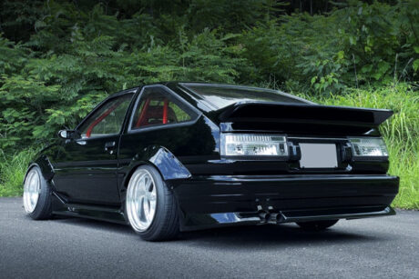 AE111用20バルブ4AG換装!フリーダム制御!ワイドボディ!AE86型カローラレビンGT-APEXの国内中古車を掲載