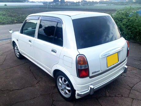 JB型660cc 直4ターボエンジン移植!オートマチック!L700S型ミラジーノの国内中古車を掲載