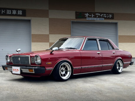 DOHC仕様6M-GEU型3.0Lエンジン移植!公認!5速MT!ハヤシ履き!ブタ目!MX41型マーク2グランデの国内中古車を掲載