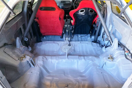 SPOONピストン組込!B16B改1.8L VTECエンジン搭載!2名公認!5速MT!EK9型シビックタイプRの国内中古車を掲載