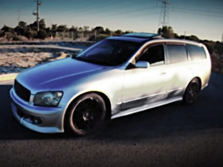 VK45型4.5L V8エンジンスワップ!オートマチック!駆動方式4WD!M35ステージアのオーストラリア中古車を掲載