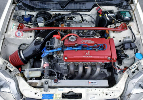 B18C型1.8L VTECスワップ!ダッシュ貫通＆ピラー留めロールケージ!EK9型シビックタイプRの国内中古車を掲載