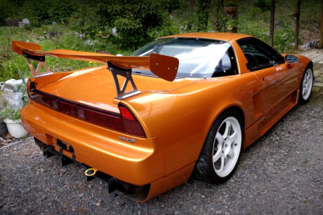 6連スロットル仕様C32B型3.2L VTECエンジン!APキャリパー!希少最終リトラ式!6速MT!NA2型NSXタイプSの国内中古車を掲載