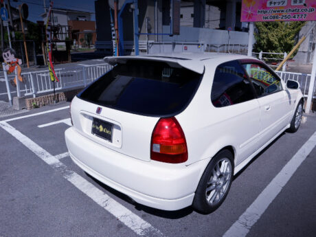 B16B改1.8L VTECエンジン搭載!パワーFC制御!ロールバー!5速MT!EK9シビックタイプRの国内中古車を掲載