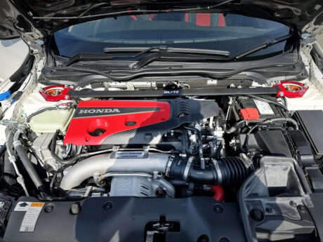 フェニックスパワーチューン!大阪オートメッセ出展!現車400馬力!FK8型シビックタイプRの国内中古車を掲載