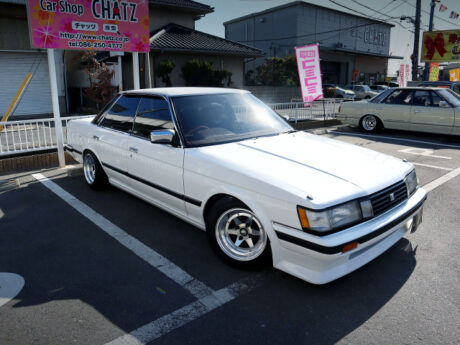 20ソアラ流用!空冷インタークーラー仕様1Gツインターボスワップ!5速MT公認!GX71型マークIIの国内中古車を掲載